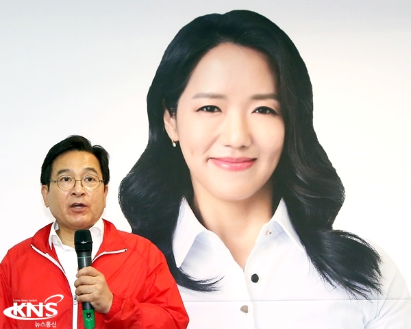 [KNS포토] 축사하는 심재철 국회부의장 - KNS뉴스통신